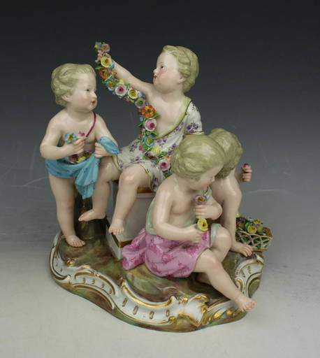 Meissen Acier Figurine 2502 "spring"