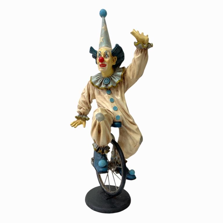 Jun Asilo, Philippines, Clown Sculpture