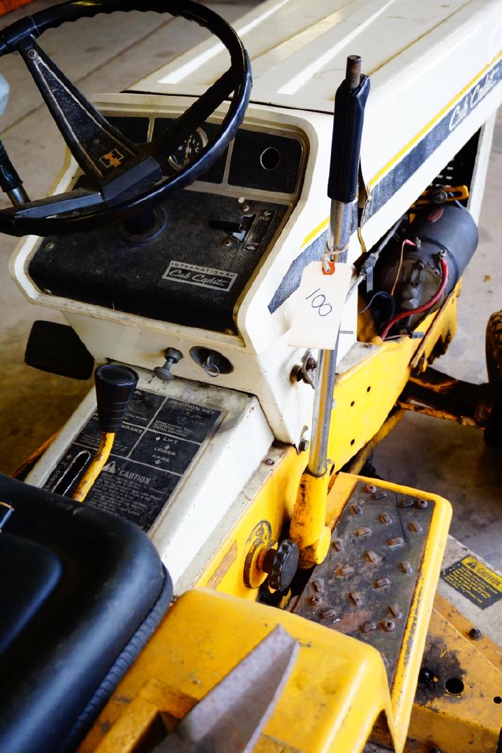 VINTAGE CUB CADET TRACTOR MODEL 86