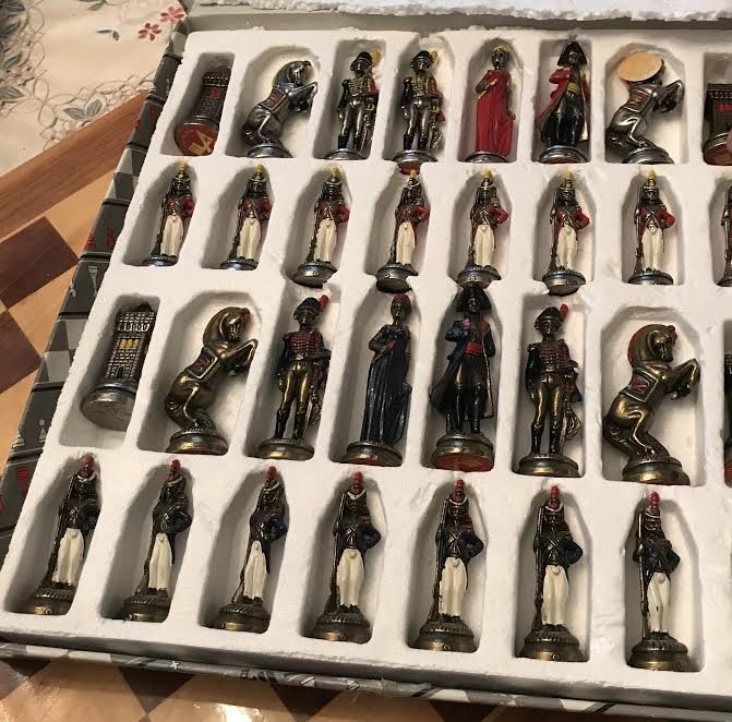 GRANDEUR ITALIAN CAST IRON CHESS SET