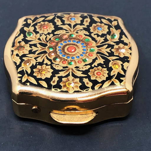 Vintage STRATTON England Golden Pill Box (#6307) on Jul 03, 2022 ...