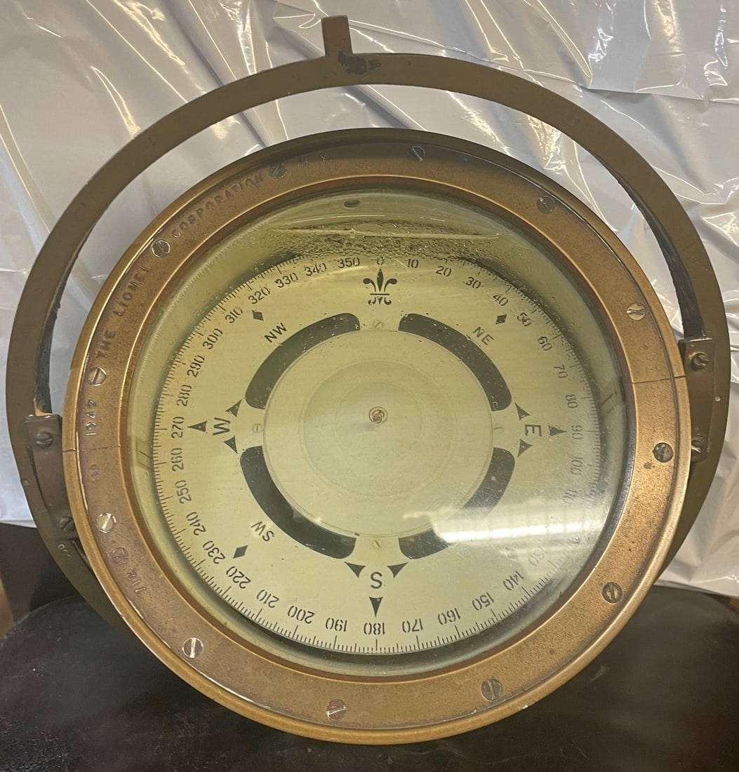Rare Navy Lionel Corp Compass Ww2 Era Auction
