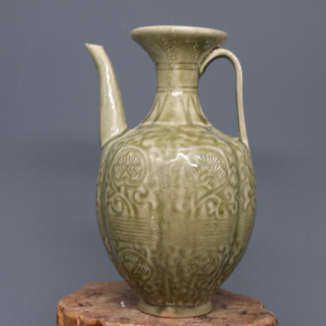 Chinese Tang Dynasty Yue Ware Porcelain Wine Pot