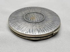 Vintage Marked Sterling Silver Compact - Nov 16, 2022 | The Benefit ...