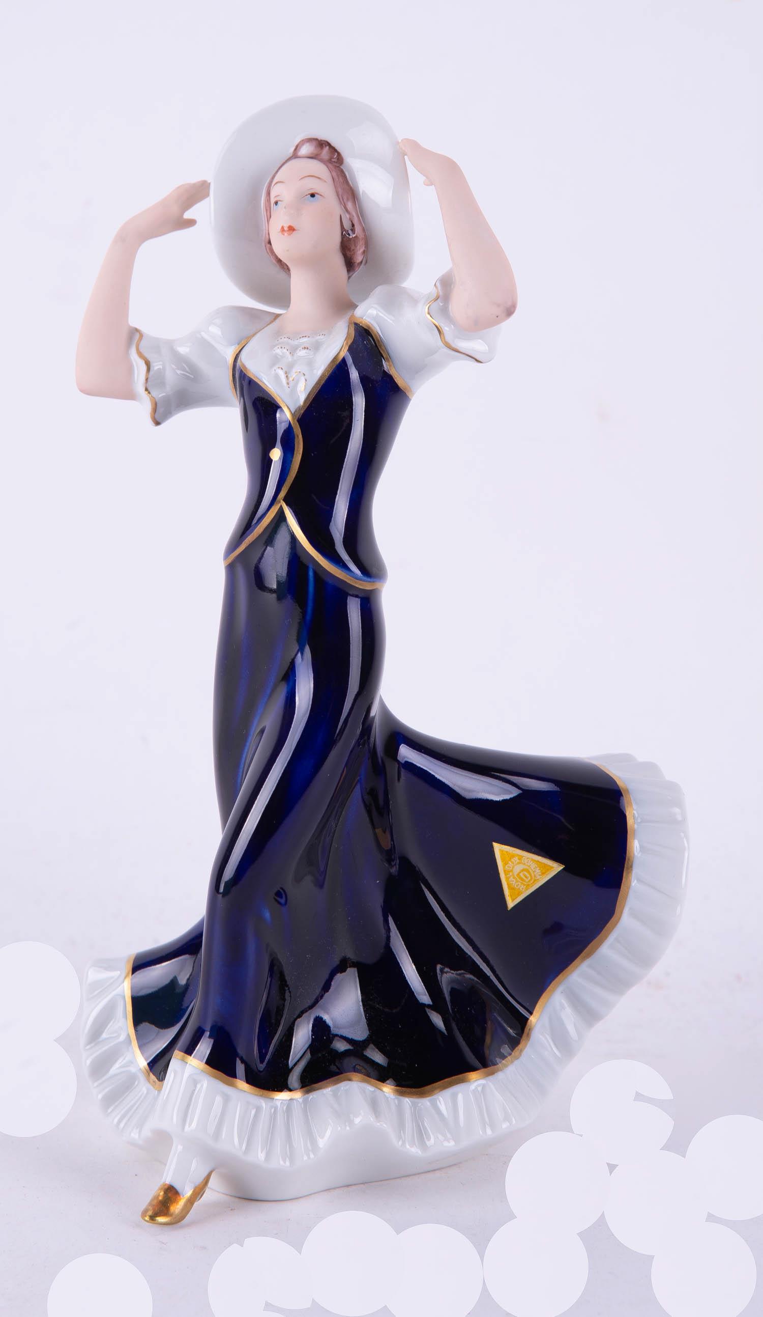 Hand Painted Royal Dux Bohemia Porcelain Figure