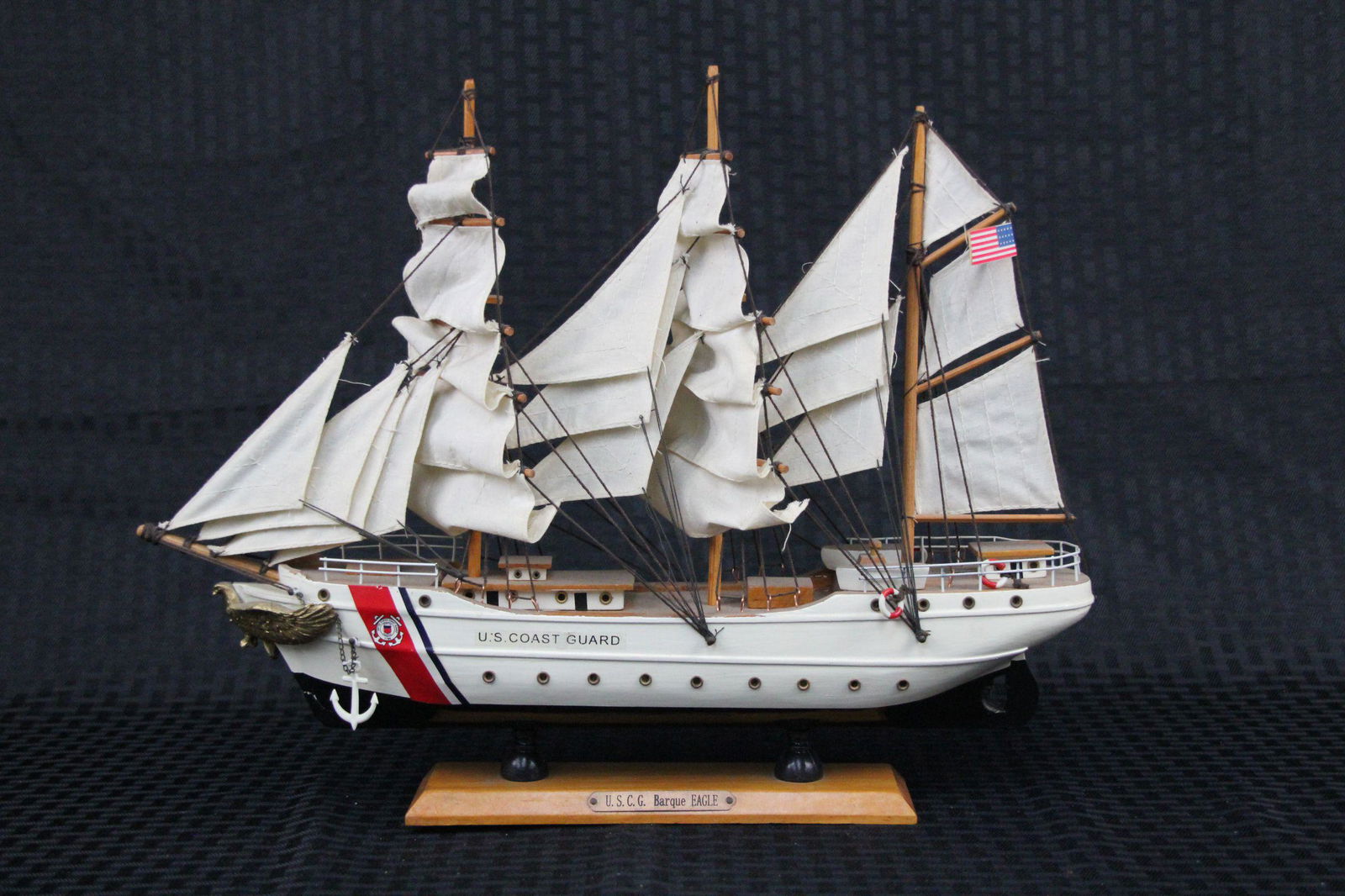 U.s. Coast Guard U.s.c.g Barque Eagle Model Ship