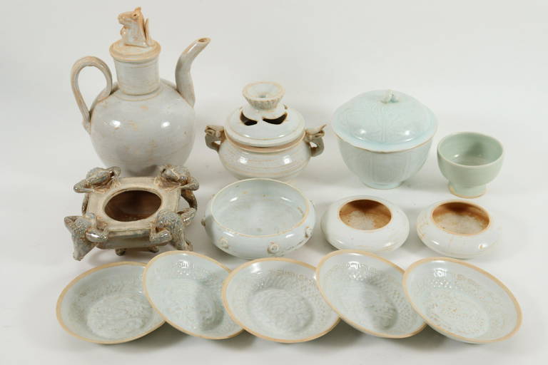Lots Of Chinese White Items