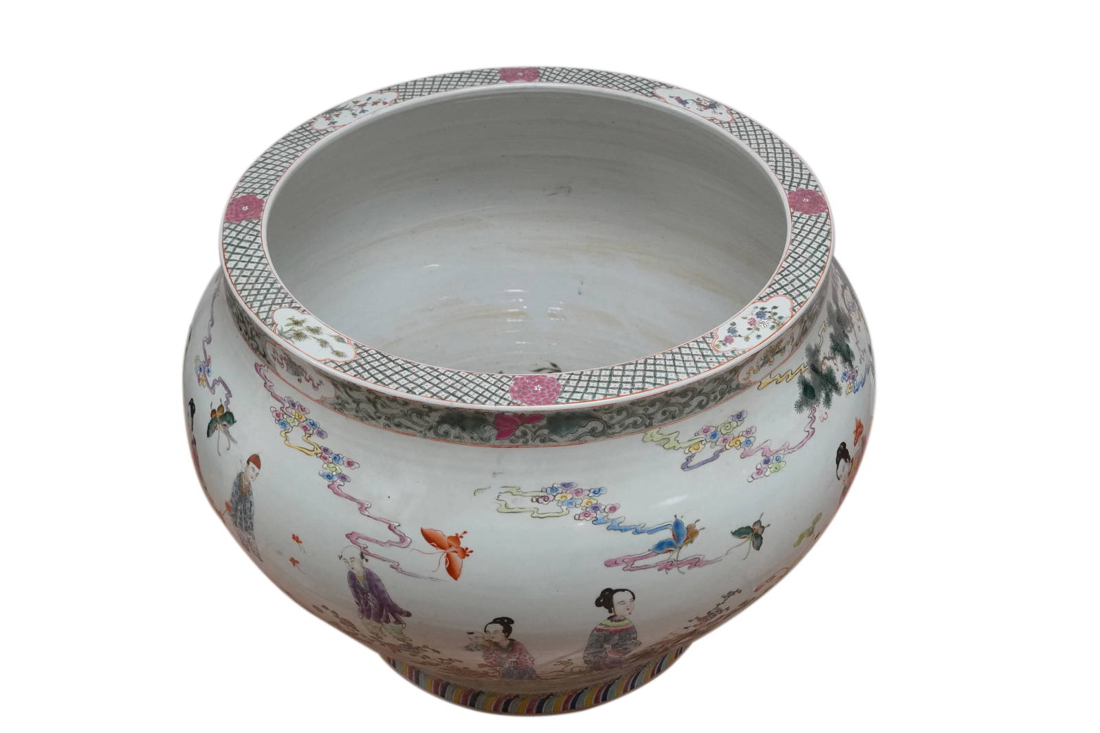 Chinese Massive Fine Pot Auction