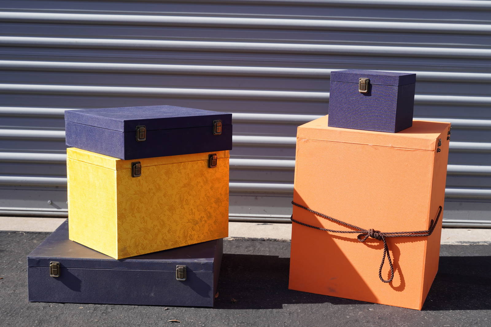 Lots Chinese Silk Box Auction