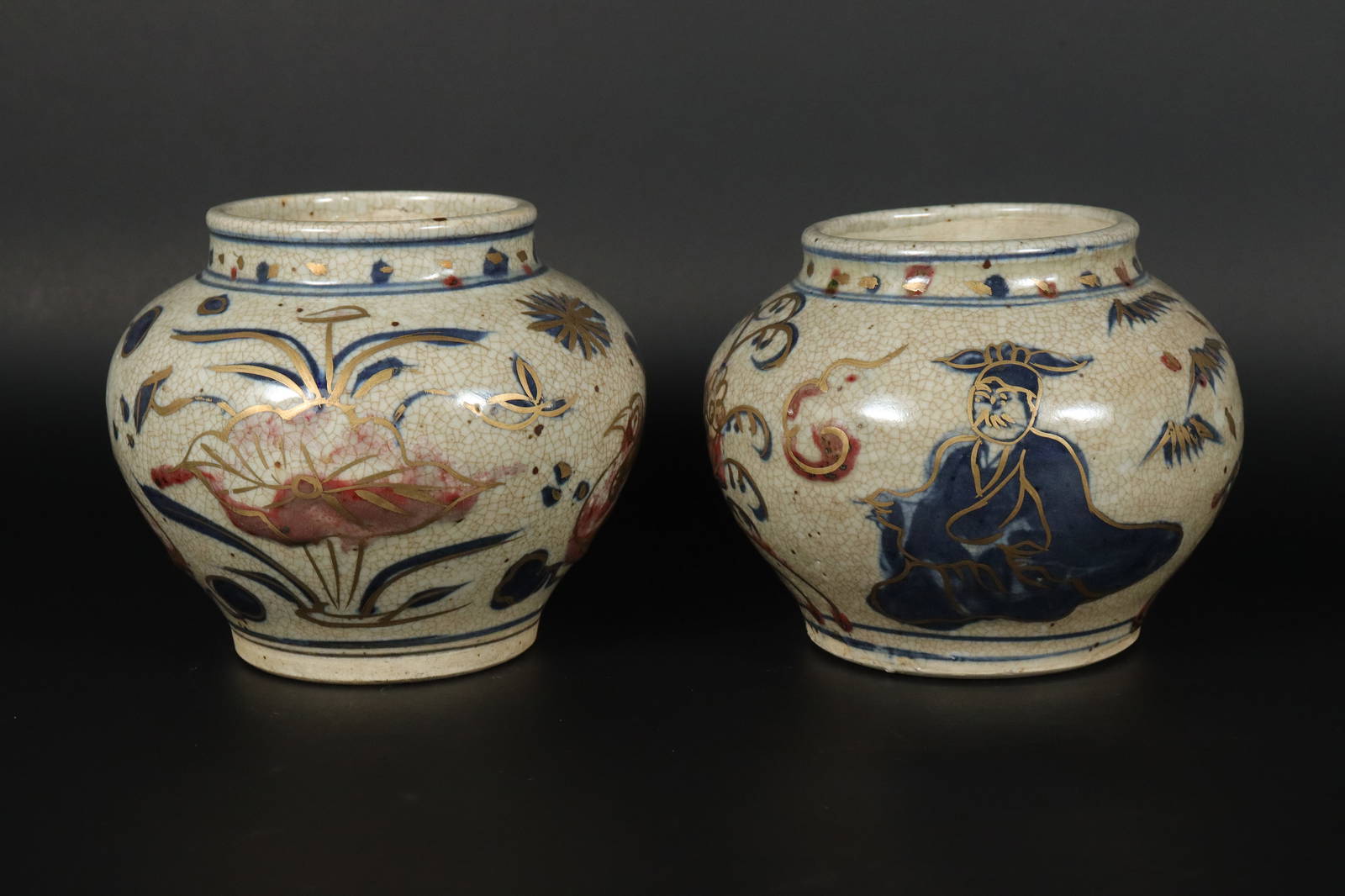 2 Chinese Pots Auction