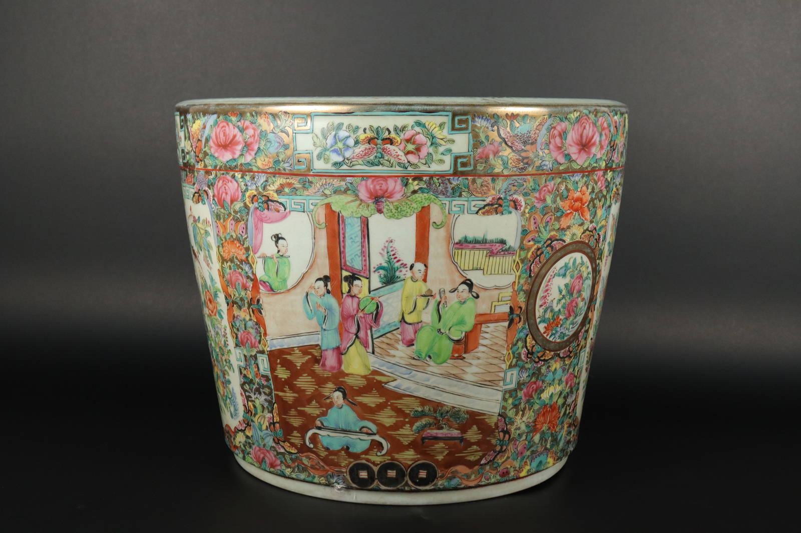 Chinese Large Fine Pot Auction