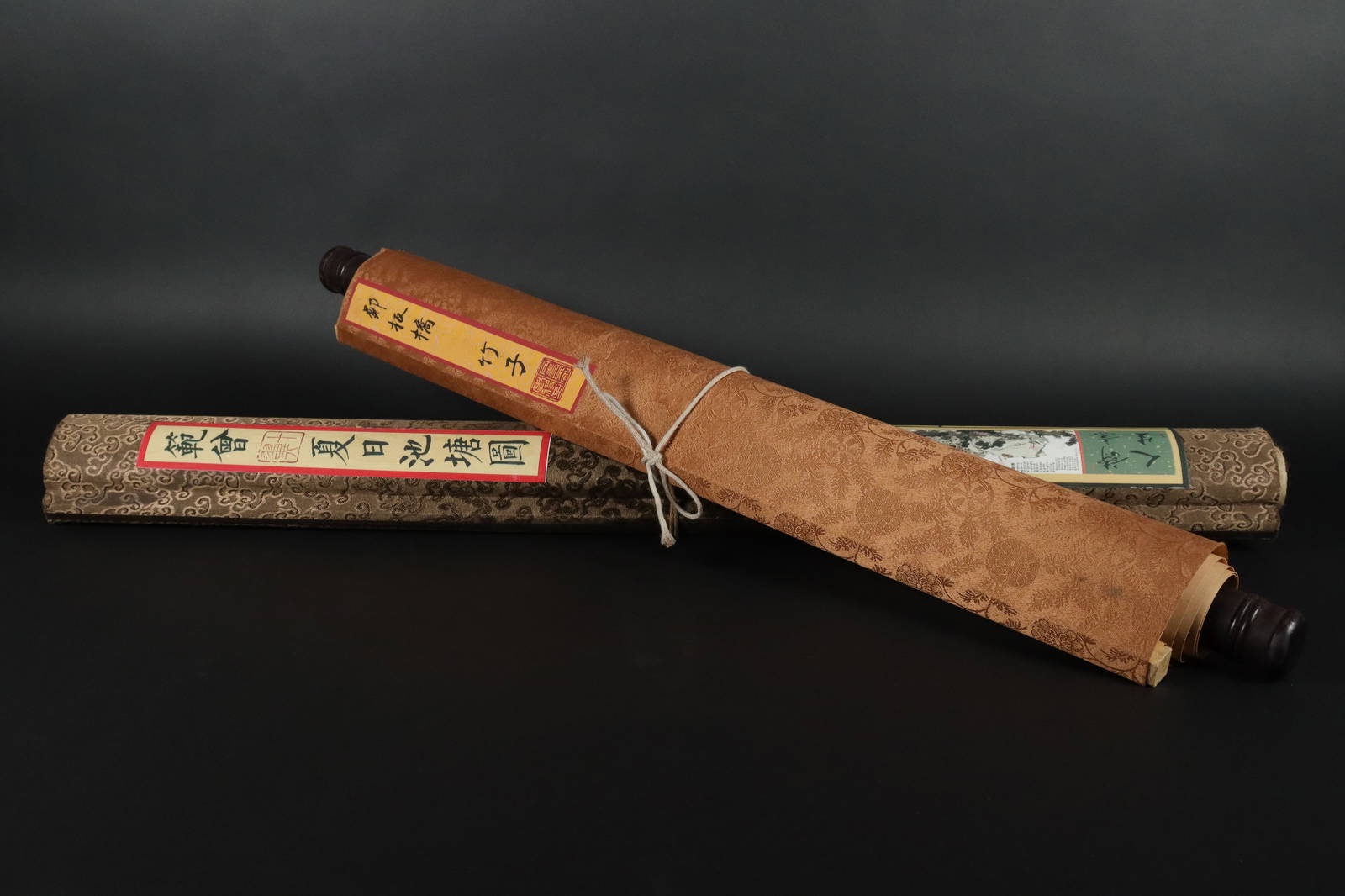 Lots Chinese Long Scrolls Auction