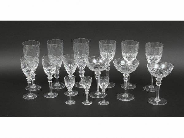 Extensive Rogaska "gallia" Crystal Stemware
