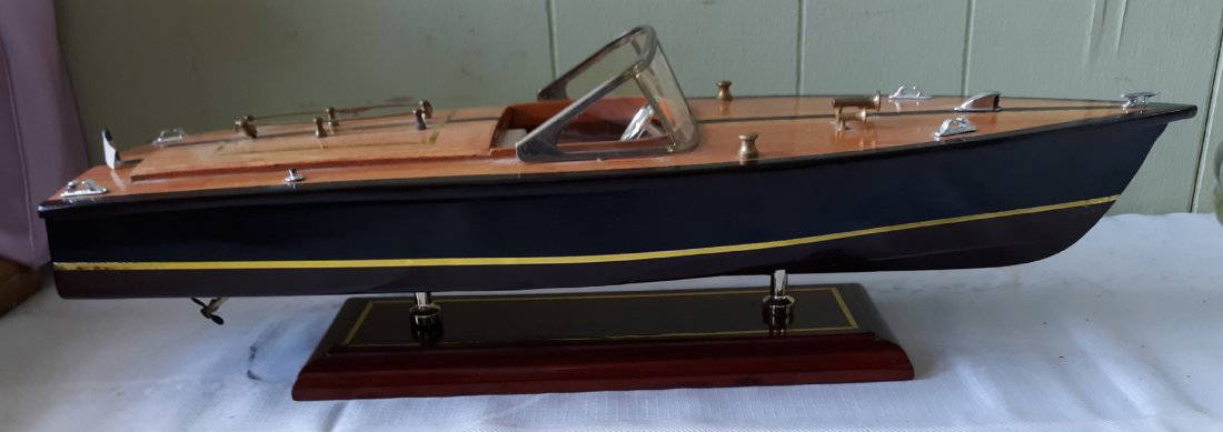Vintage Chris Craft? Model Boat Dual Props 20"