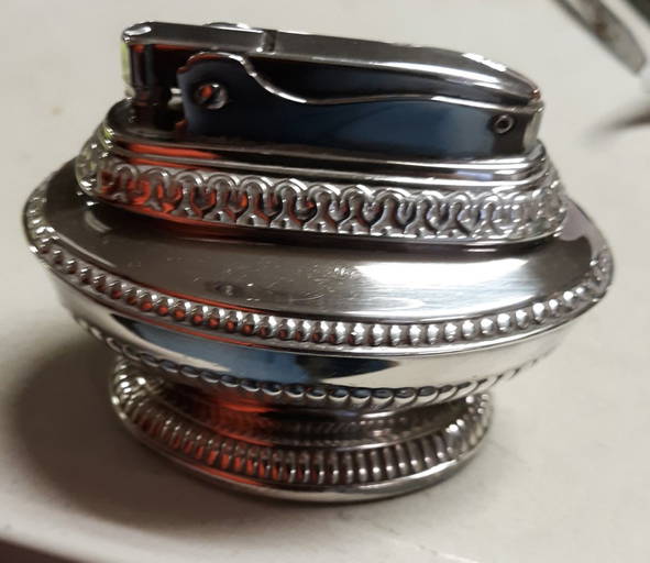 Antique Ronson Silver Table Lighter Queen Anne