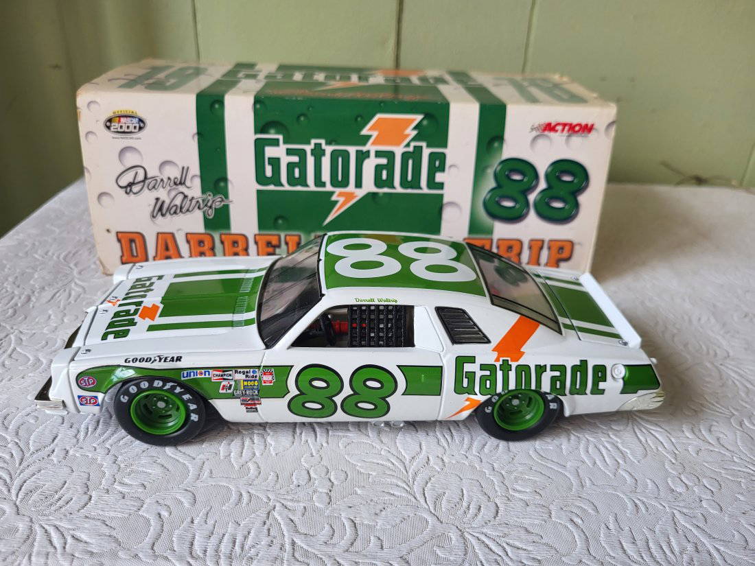 Dale Waltrip #88 Gatorade 1976 Mailibu Die Cast Car Auction