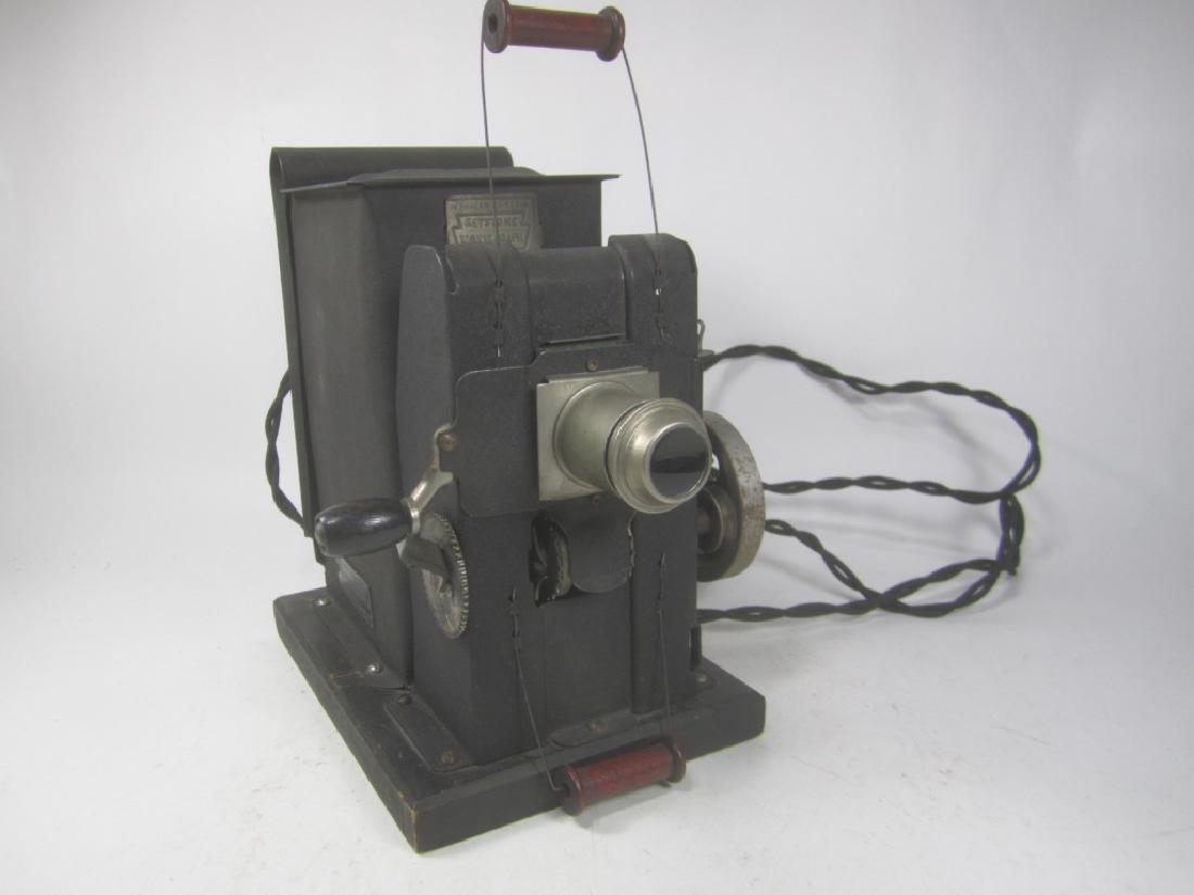 KEYSTONE 35 MM MODEL 575 MOVIE PROJECTOR