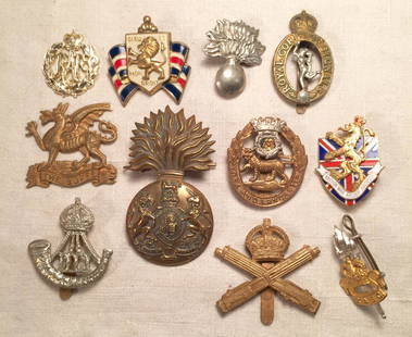 British Wwi Wwii Pins Medals Souvenirs