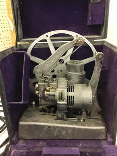 Victor 16mm Cine Projector Model 40