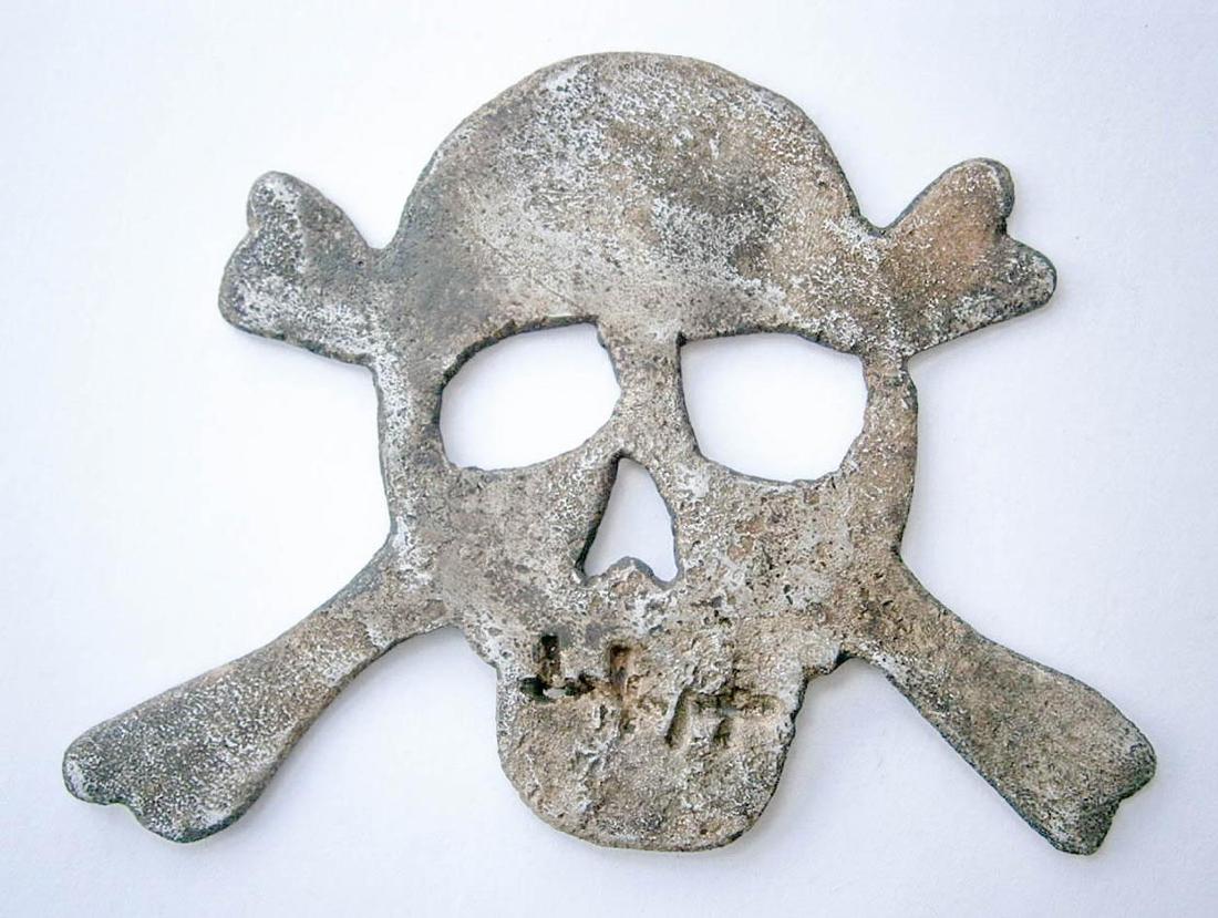 Original German WW2 LARGE Skull & Bones, TRENCH Art