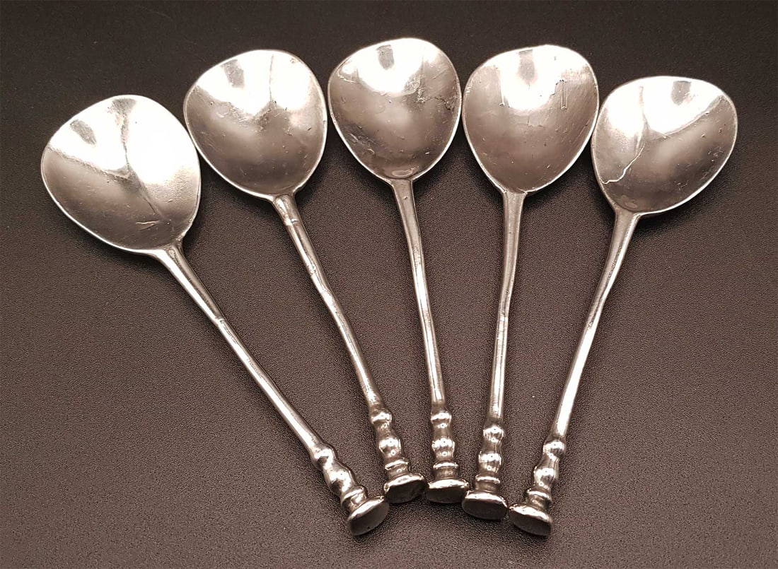 Very Old 5 Pewter Spoons, England, 17 Century Auction