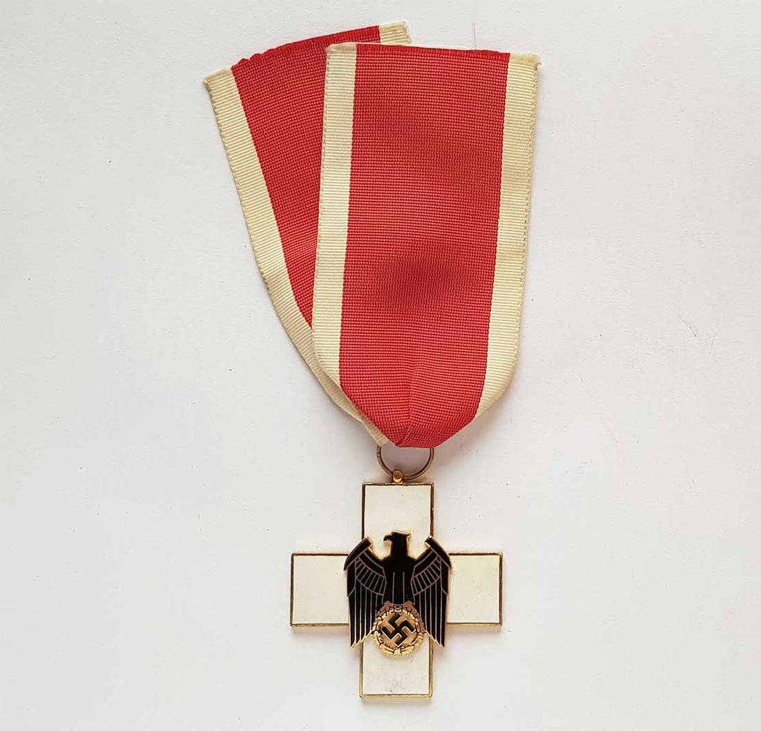 German Wwii Cross Civil Welfare 1st Class For Neck Auction