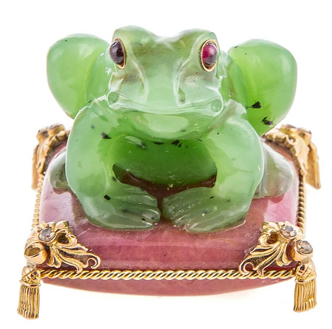 Faberge - Gold Russian Nephrite Frog Figurine Auction
