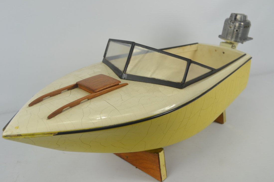 Salesman Sample Dealership Boat Model and Motor