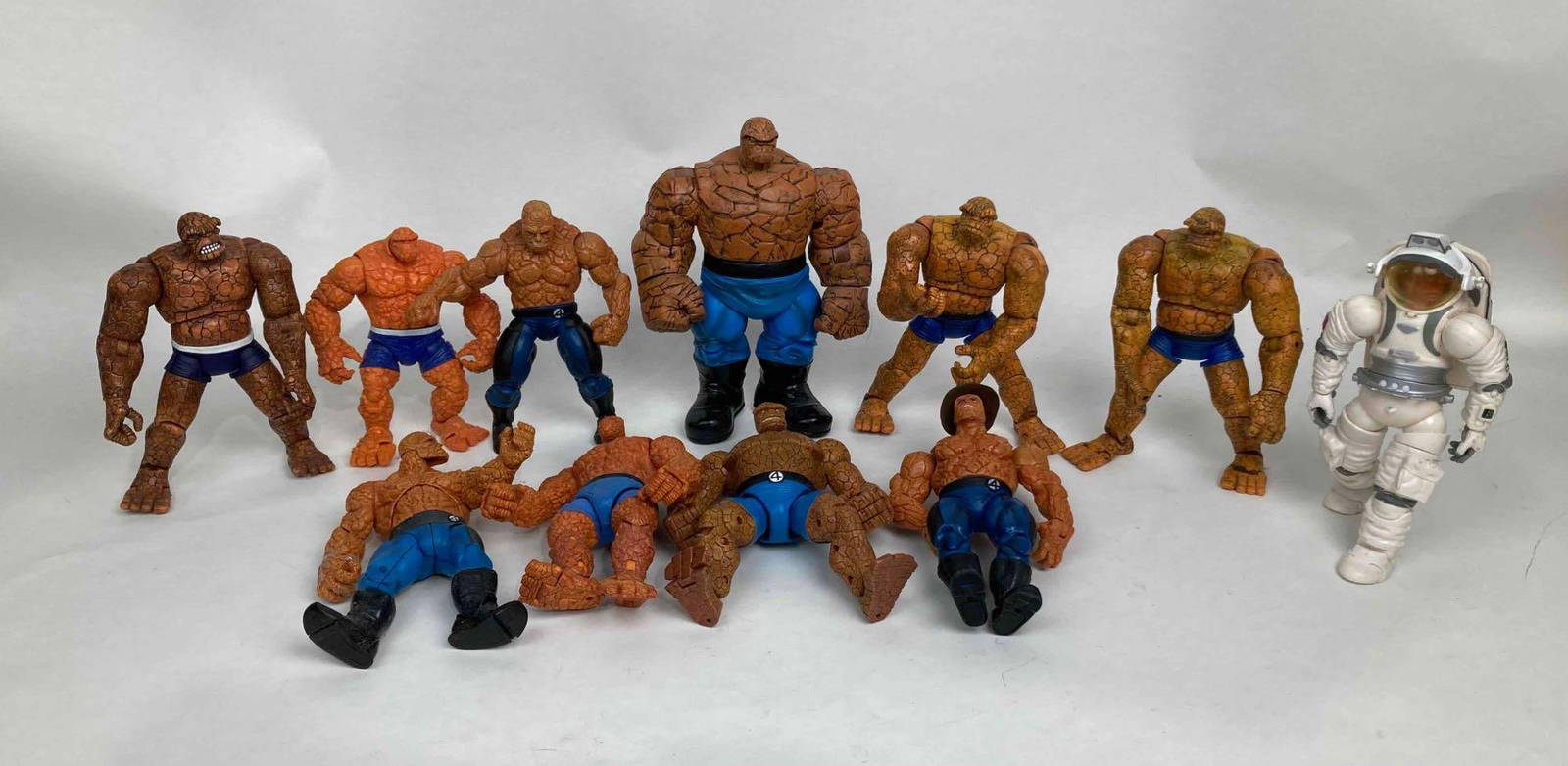 11 " The Thing " Action Figures ( Marvel ) Auction