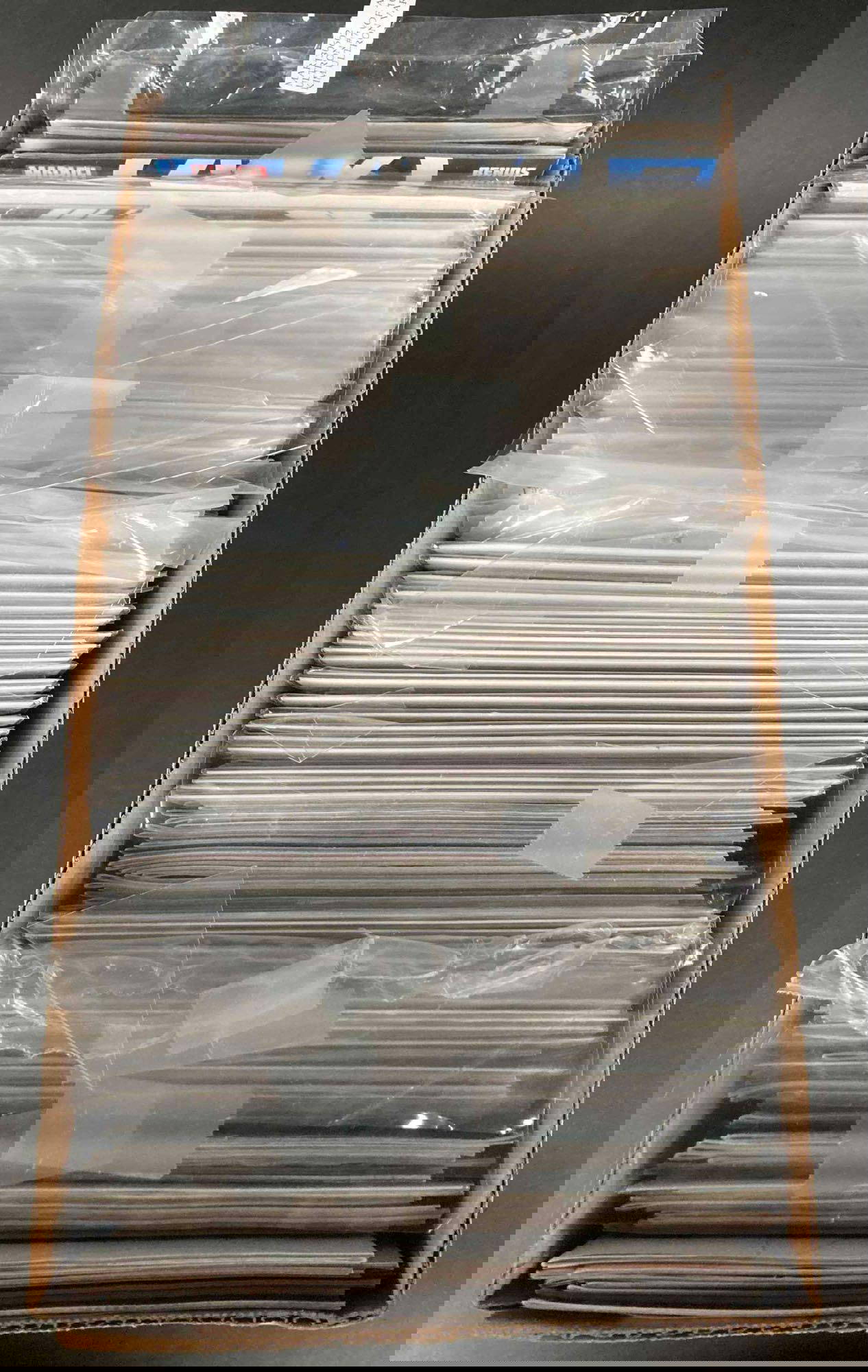 Long Comic Book Box (avengers, The New Avengers, Dark Avengers & More ...