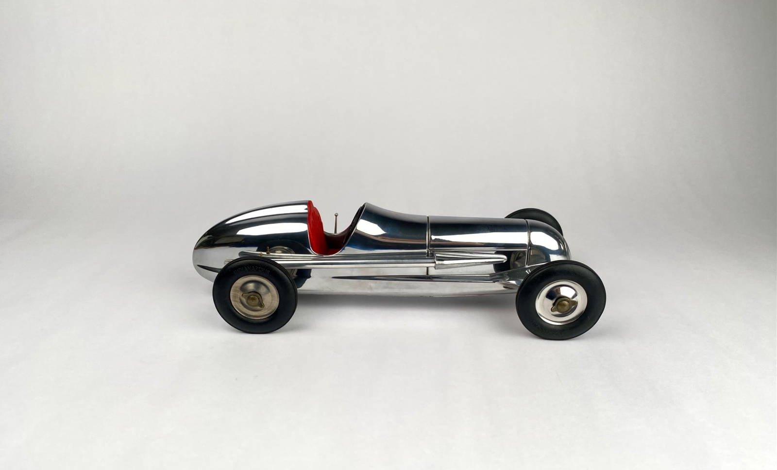 Modern Reproduction Indianapolis-style Chrome Tether Car Model Auction