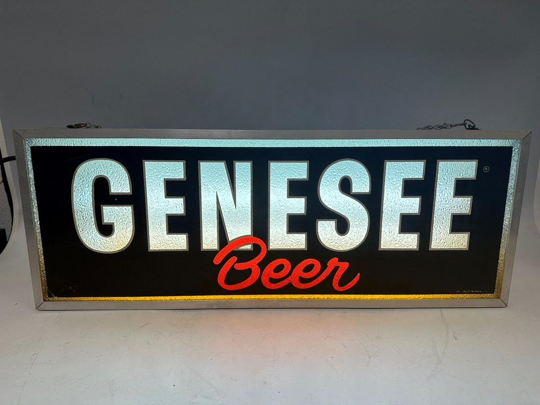 Genesee Beer Advertising Light Up Sign Auction