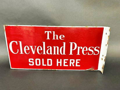 461 Double Sided Horseshoe Tobacco Porcelain Flanged Sign