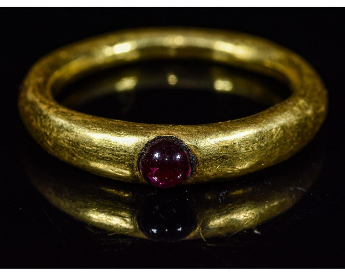 RARE MEROVINGIAN GOLD RING WITH GARNET STONE - Oct 27, 2019 | Pax ...