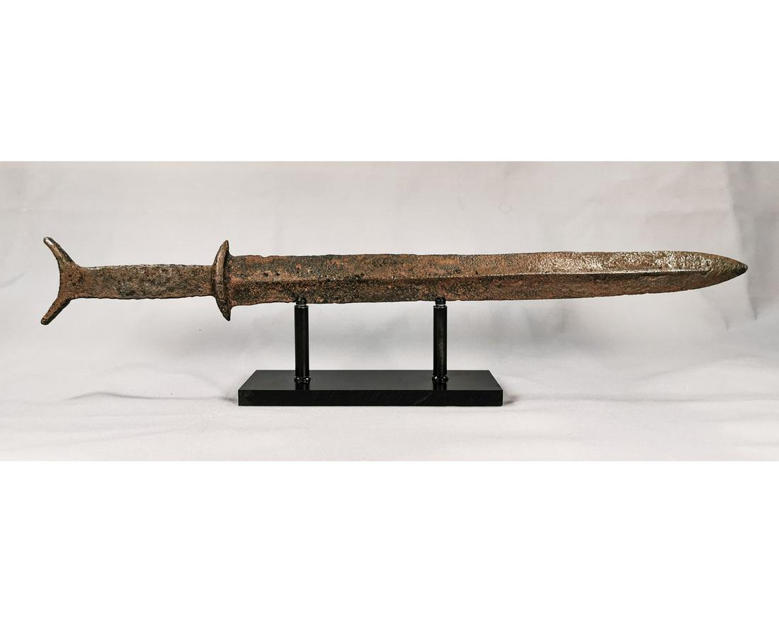SCYTHIAN IRON ACINACES SWORD - Oct 27, 2019 | Pax Romana Auctions in ...