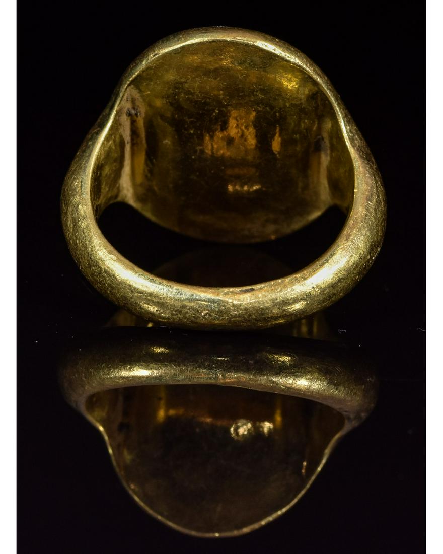 ROMAN GOLD and AMETHYST INTAGLIO RING - LEDA AND THE - Feb 01, 2020 ...