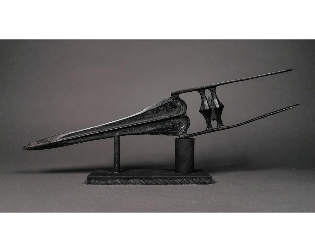 POST MEDIEVAL IRON KATAR DAGGER - Mar 29, 2020 | Pax Romana Auctions in ...
