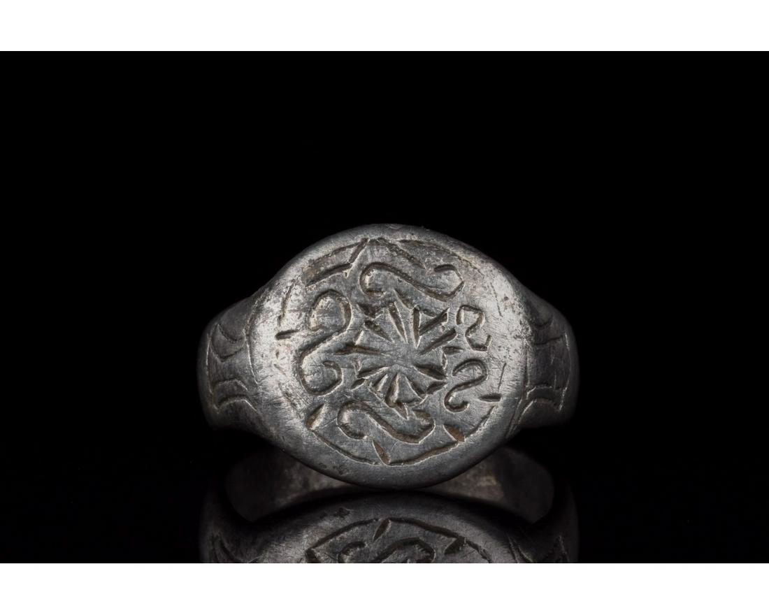 Medieval Silver 'de Vere Family' Vervel Ring - Mar 16, 2012 | TimeLine ...