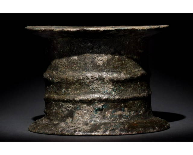 Seljuk Bronze Heavy Mortar Vessel