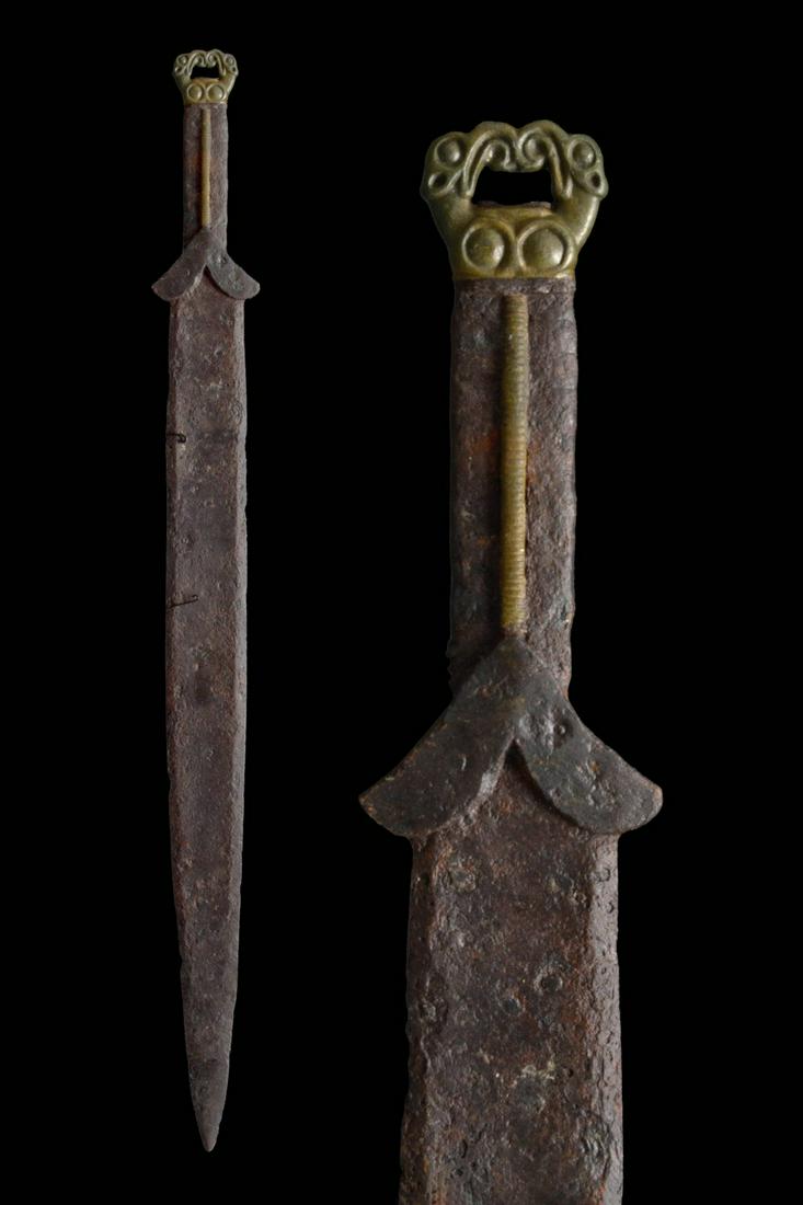 A SCYTHIAN ACINACES IRON SWORD WITH GRIFFIN HANDLE (#0225) on Jan 16 ...