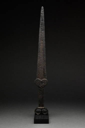 A SCYTHIAN IRON ACINACES SWORD WITH DECORATED HANDLE - Jan 16, 2022 ...