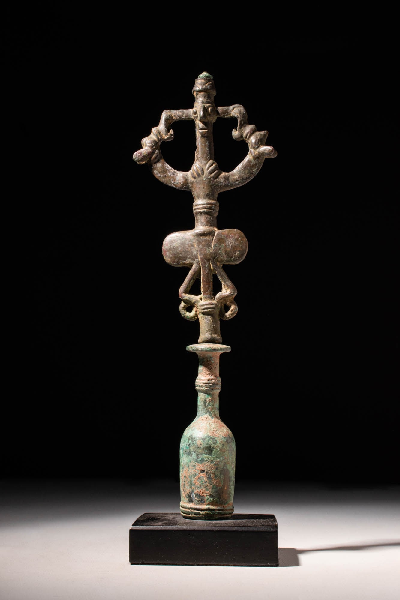 Western Asiatic Bronze Master Of Animals Sceptre Auction