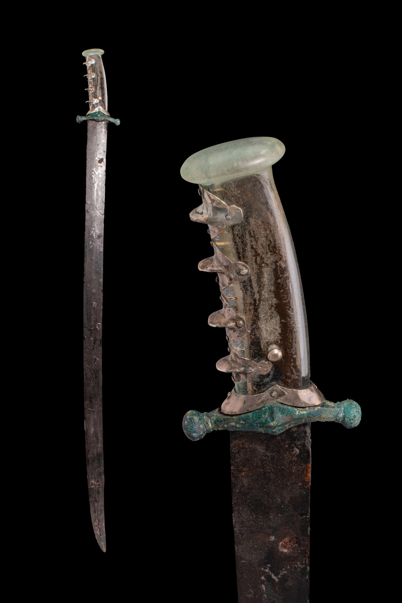 Rare Khazar Migration Period Sword With Silver And Bronze Handle Auction