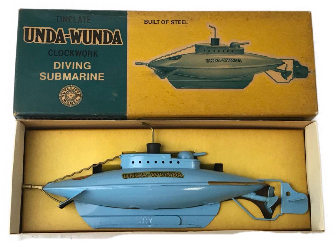 "Unda-Wunda" Clockwork Tin Diving Submarine Toy