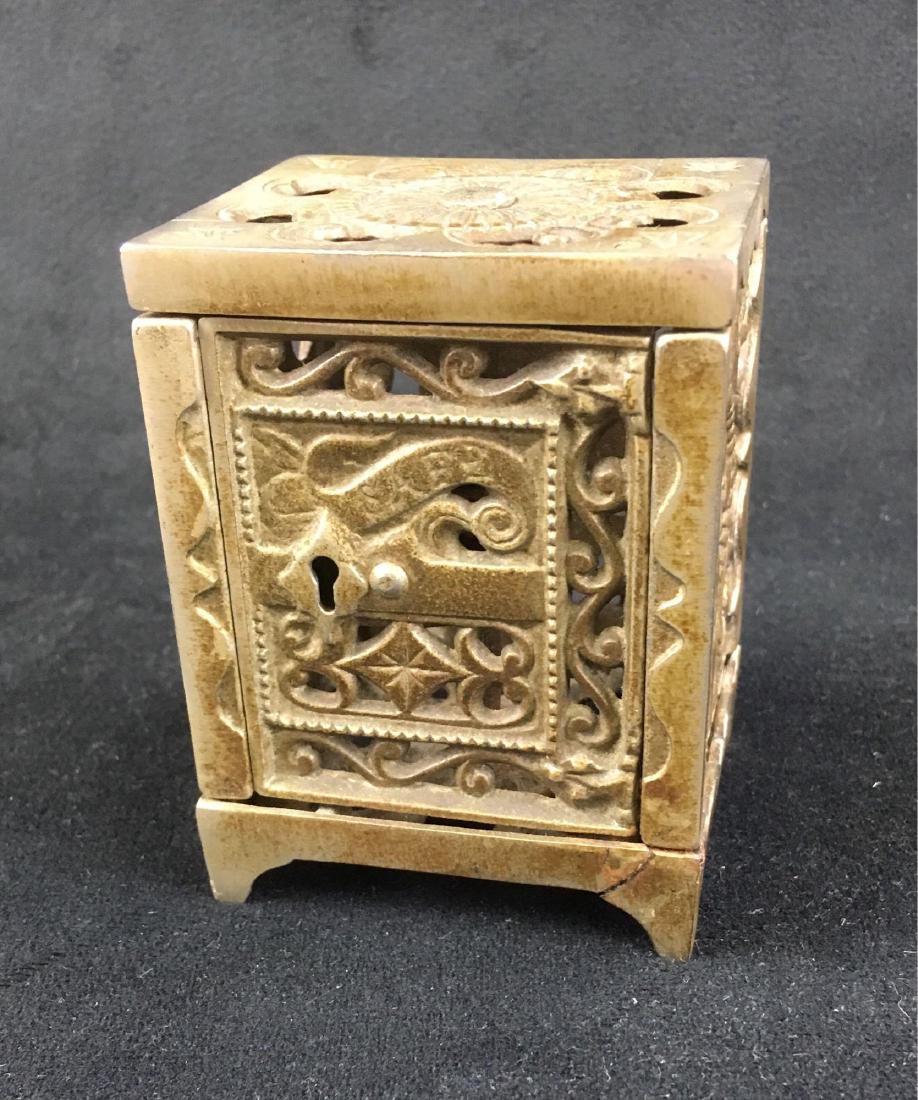Antique J & E Stevens Cast Iron Safe Coin Bank
