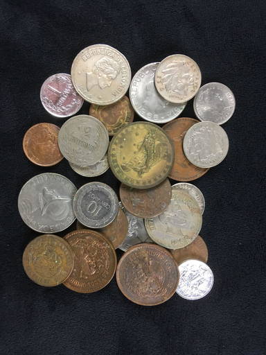 Lot of 25 Vintage Latin American Coins - Jan 02, 2020 | Rapid Estate ...