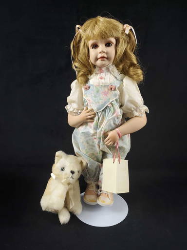 Hamilton Heritage Porcelain Doll Jennifer