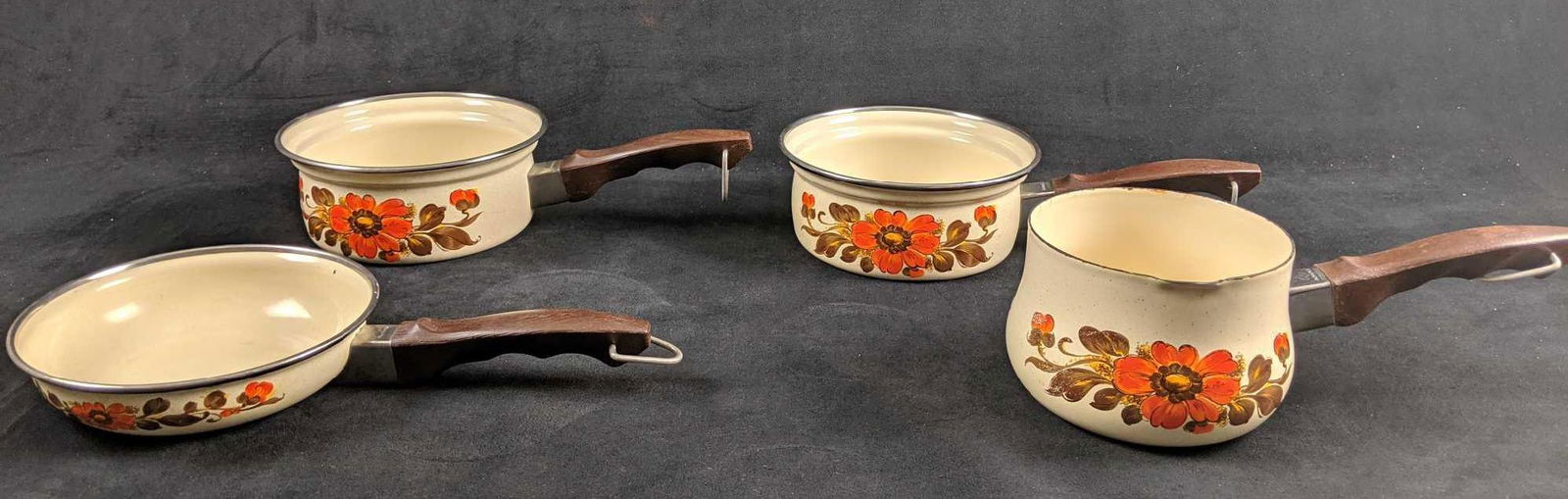 Vintage Italian Moneta Cookware From The 1970s