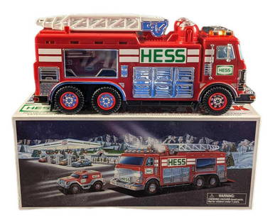 Hess 2005 Emergency Truck With Rescue Vehicle