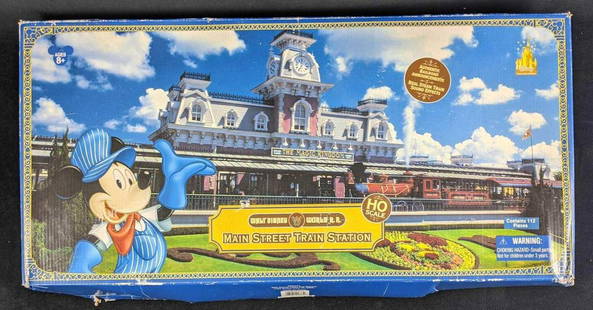 Walt Disney World Theme Park Collection Train With Tracks Ho Scale